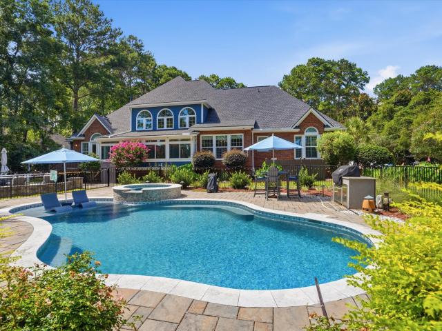 3065 Pignatelli Crescent