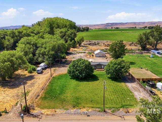 3065 Pioneer Rd