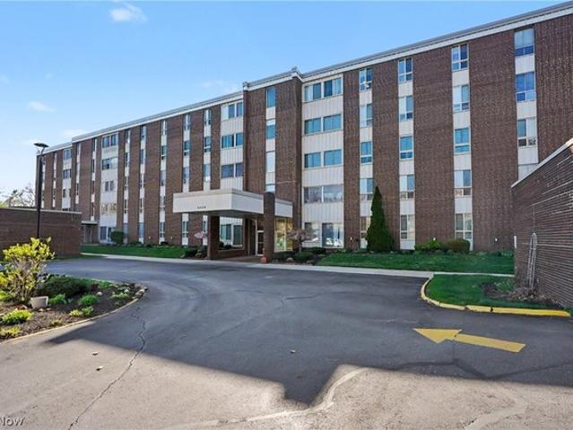 3066 Kent Rd Apt 2, Stow, OH 44224