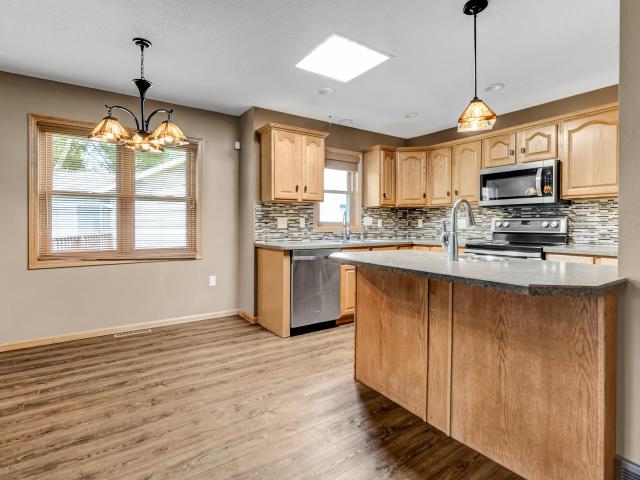 3066 Linden Dr