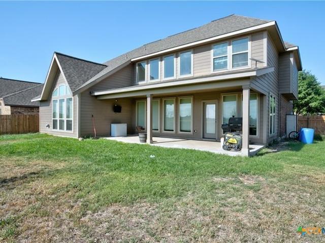 3067 Mustang Mdw, Seguin, TX 78155