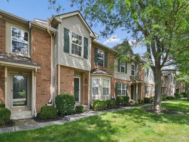 3067 Glenloch Cir, Dublin, OH 43017