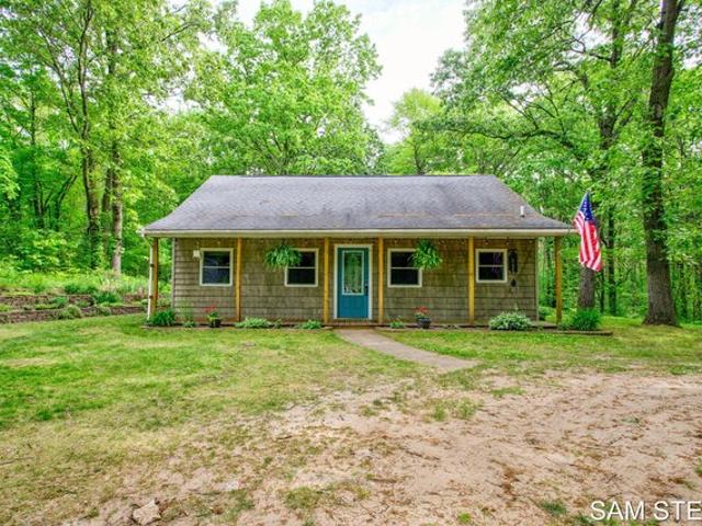 3067 th Ave, Hopkins, MI 49328