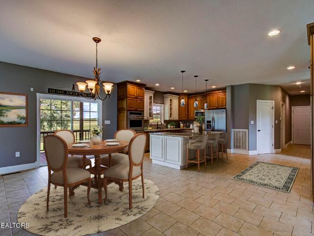 3068 Beecarter Rd