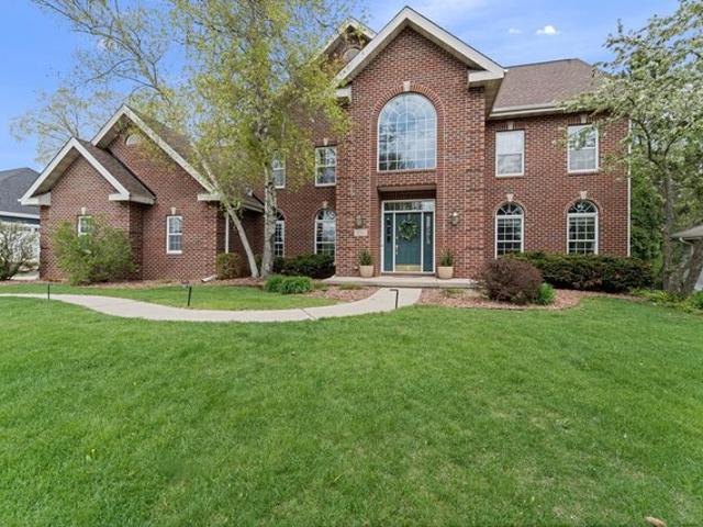 3068 Edenberry St, Fitchburg, WI 53711