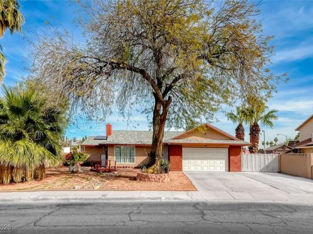 3068 Topaz St, Las Vegas, NV 89121