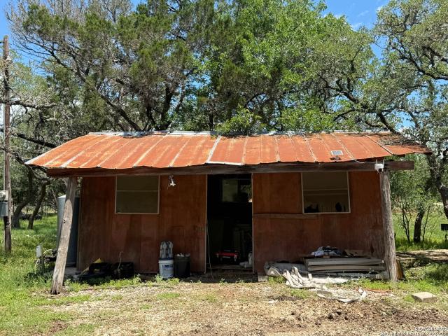 30602 Krueger Rd, Bulverde, TX 78163 | MLS #1866