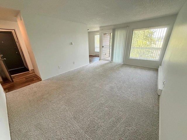 30602 Pacific Hwy S, Federal Way, WA 98003