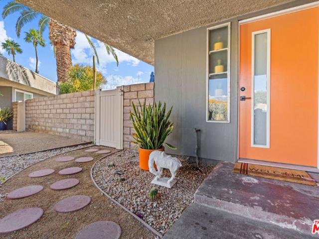 3060 E Sunflower Circle