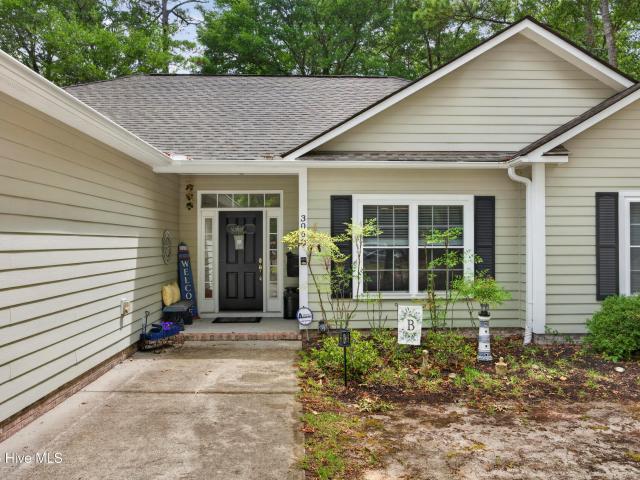 3060 Purple Finch Lane SW