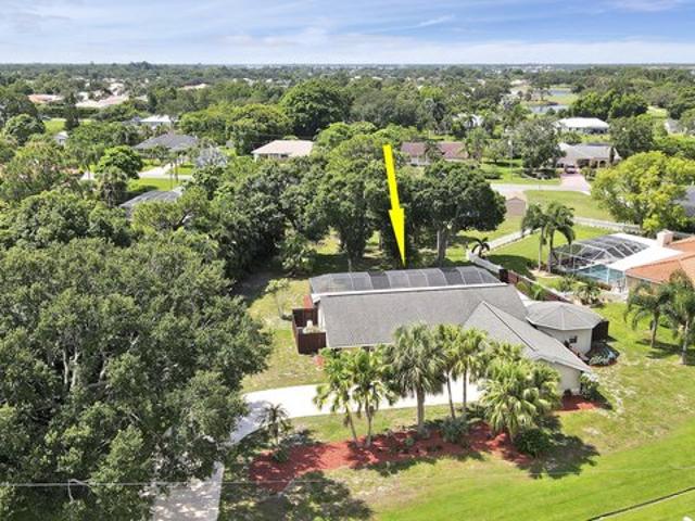 3060 SE Darien Rd, Port Saint Lucie, FL 34952