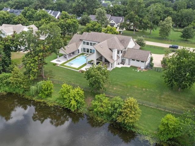 30611 Lower Oxbow Trce, Fulshear, TX 77441