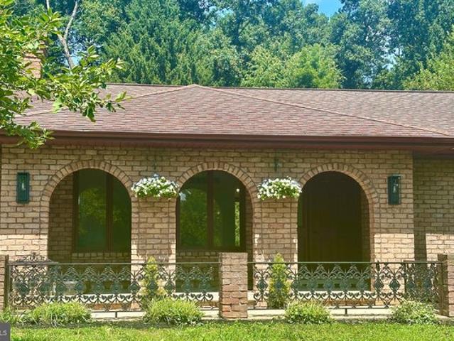 3061 Markle Rd, York, PA 17408