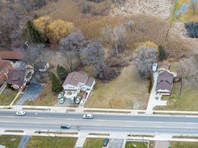 3061 Auburn Road