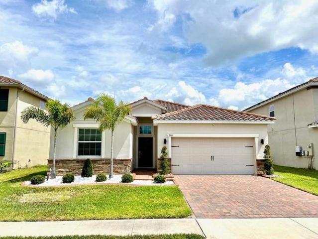 3061 Brook Stone Ter, Davenport, FL 33837