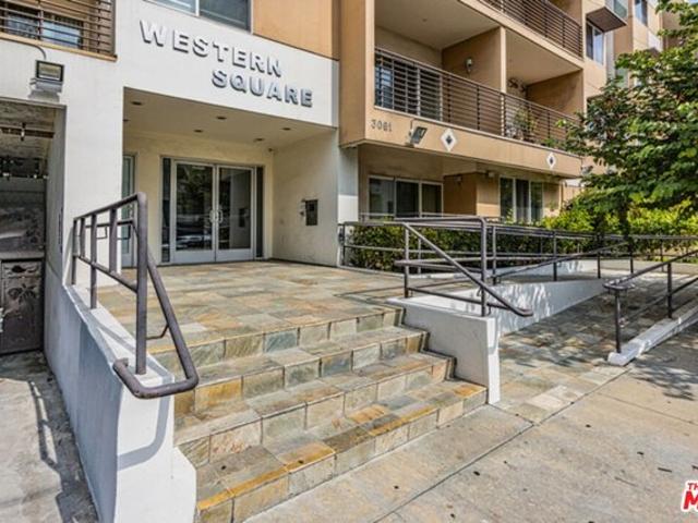 3061 W 12th Pl Unit 207, Los Angeles, CA 90006