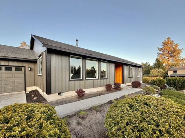 3062 NW Kelly Hill Ct, Bend, OR 97703