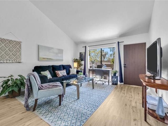 3062 Associated Rd Unit 10, Fullerton, CA 92835