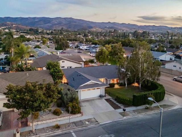 3062 Barnes St, Simi Valley, CA 93065