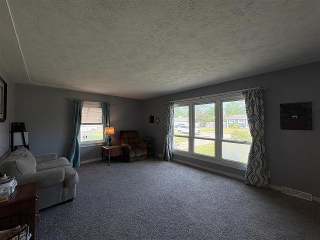 3062 Eastland Road