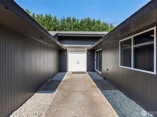 3062 44th St E, Tacoma, WA 98443 | MLS #2506