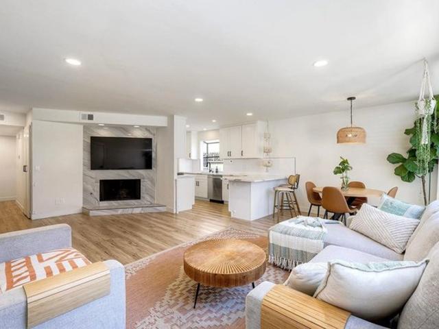 3063 Barnard St Unit 1, San Diego, CA 92110