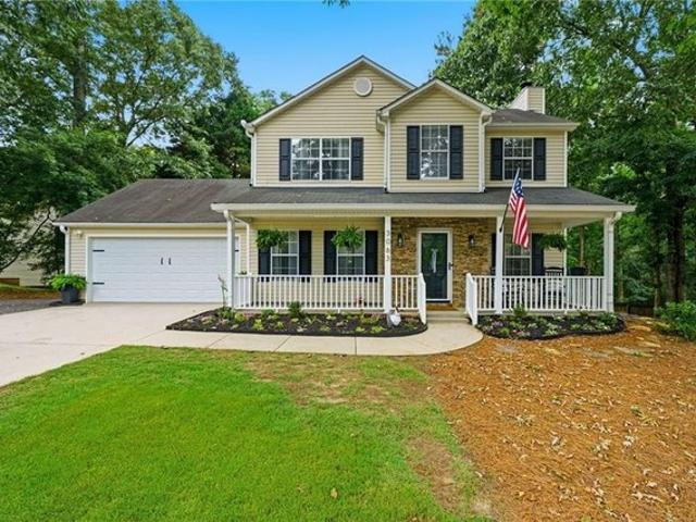 3063 Rockview Dr, Loganville, GA 30052