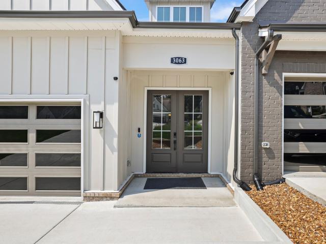 3063 Wiltshire Park Pl