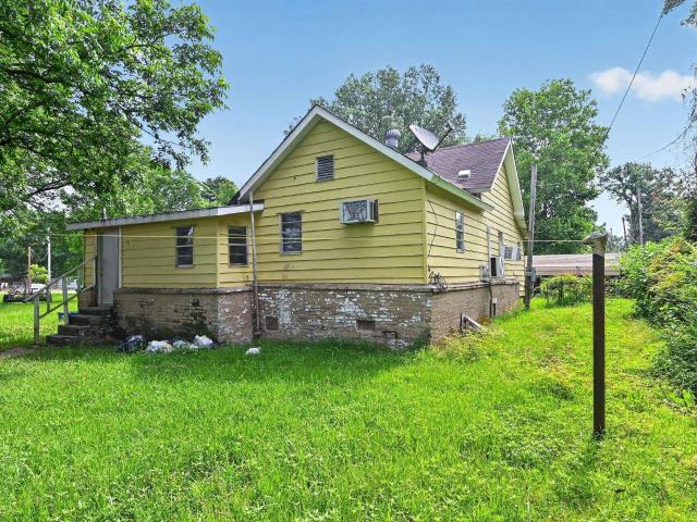 306 1/2 S Columbus