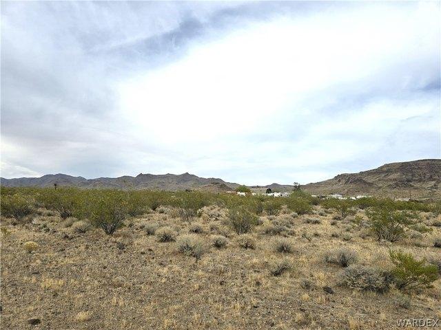 306 36 M S Bonita Rd, Golden Valley, AZ 86413