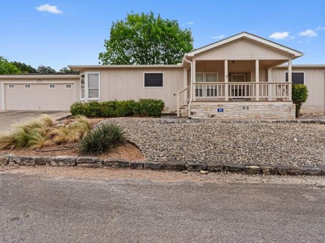 306 Coyote Ridge Dr, Kerrville, TX 78028