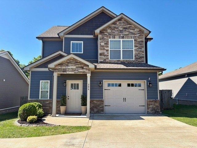 306 College St, Burns, TN 37029