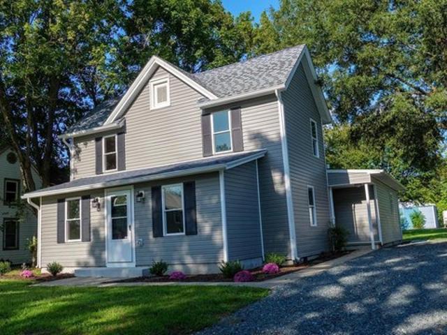 306 Caroline Ave, Ridgely, MD 21660
