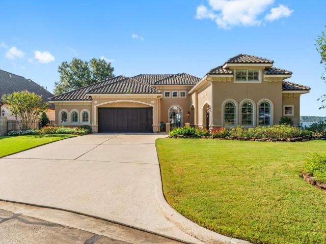 306 Club Island Ct, Montgomery, TX
