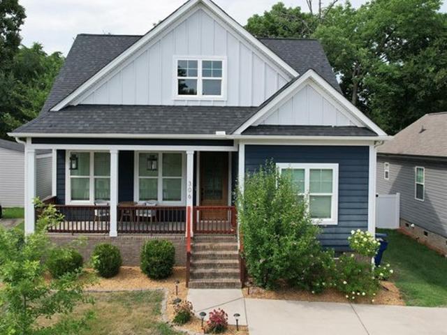 306 Clay St, Belmont, NC 28012