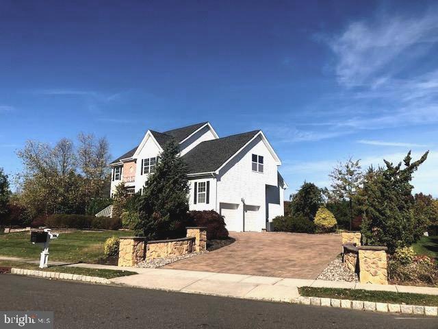306 Crescent Drive