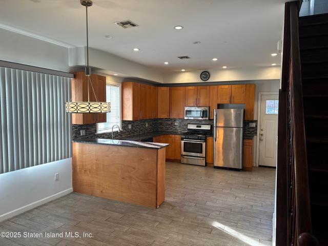 306 Cromwell Avenue | Compass