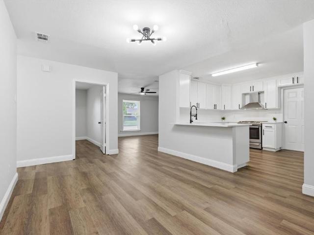 306 Baron Place