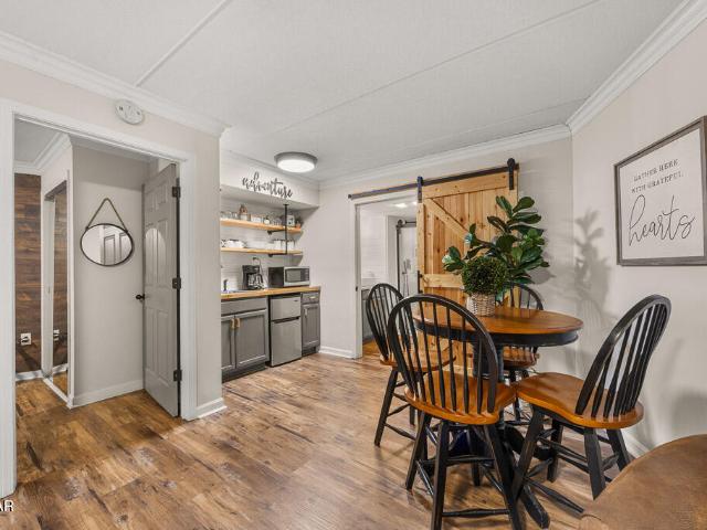 306 Baskins Creek Road UNIT 2A