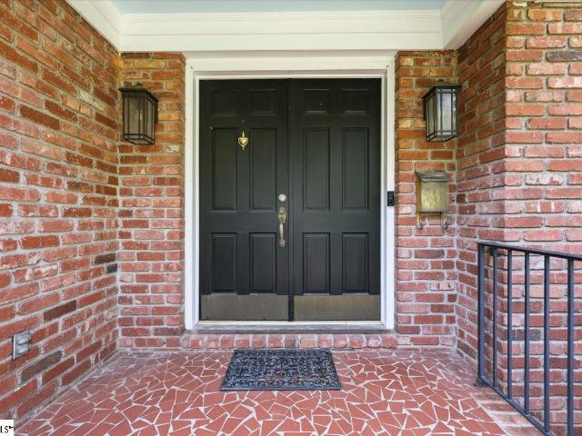 306 Beechwood Drive