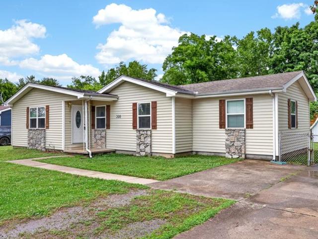 306 Belinda Pkwy, Mount Juliet, TN 37122