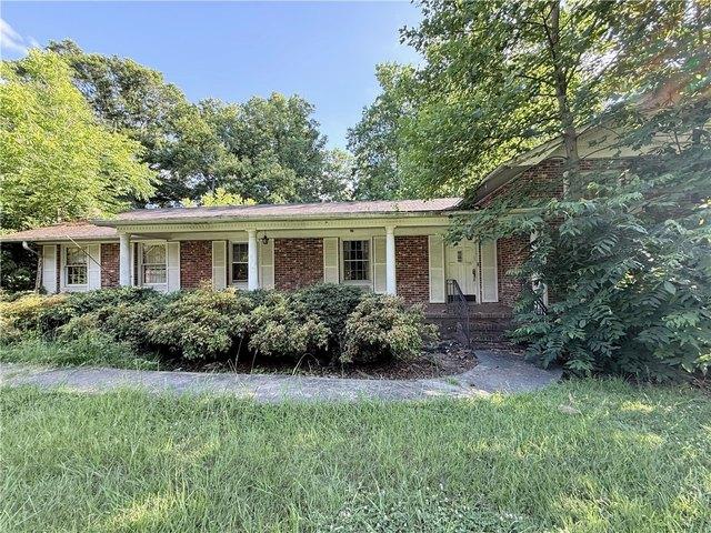 306 Brook St, Honea Path, SC 29654