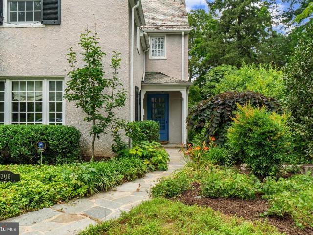 306 Broxton Road