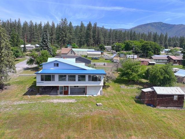 306 Gallatin St N, Thompson Falls, MT 59873