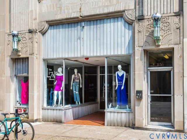 306 Grace Street 102