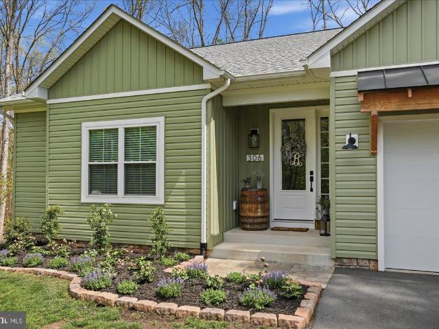 306 Dogwood Dr, Cross Junction, VA 22625 | MLS #VAFV2041 | Compass
