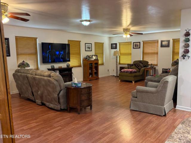306 Dalton Rd