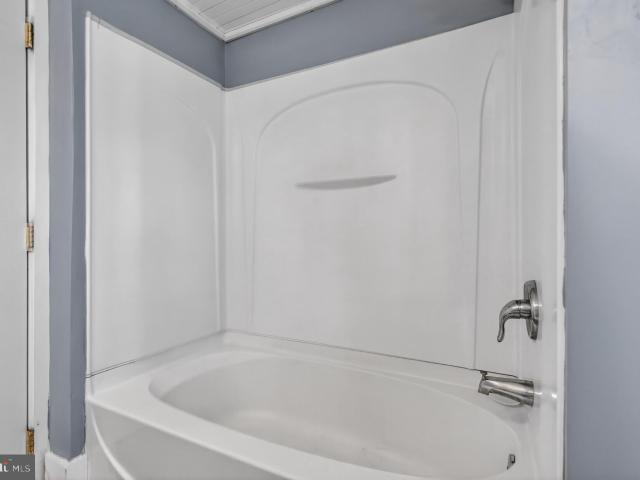 306 Delsea Dr, Sewell, NJ 08080 | MLS #NJGL2071