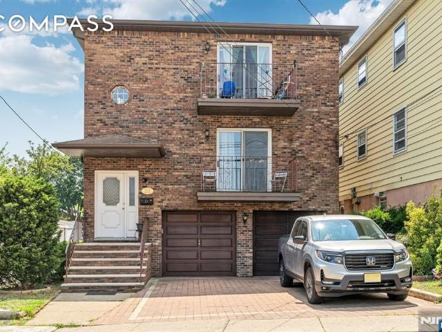 306 Desoto Pl 2, Fairview, NJ