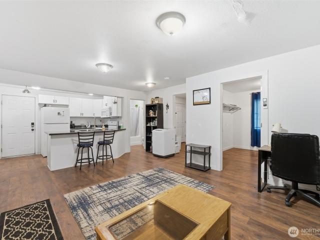 306 E 5th Avenue